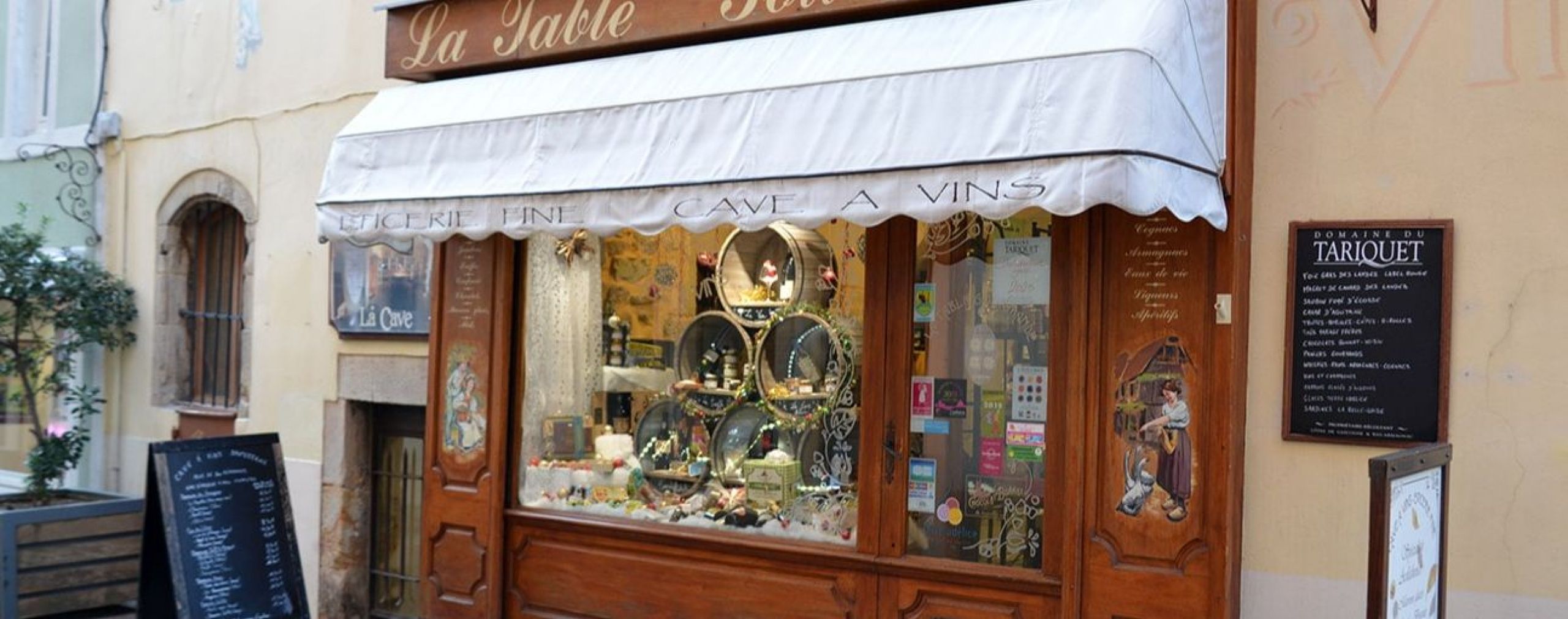 La Table Gourmande épicerie fine cave à vins à Aubenas en Ardèche