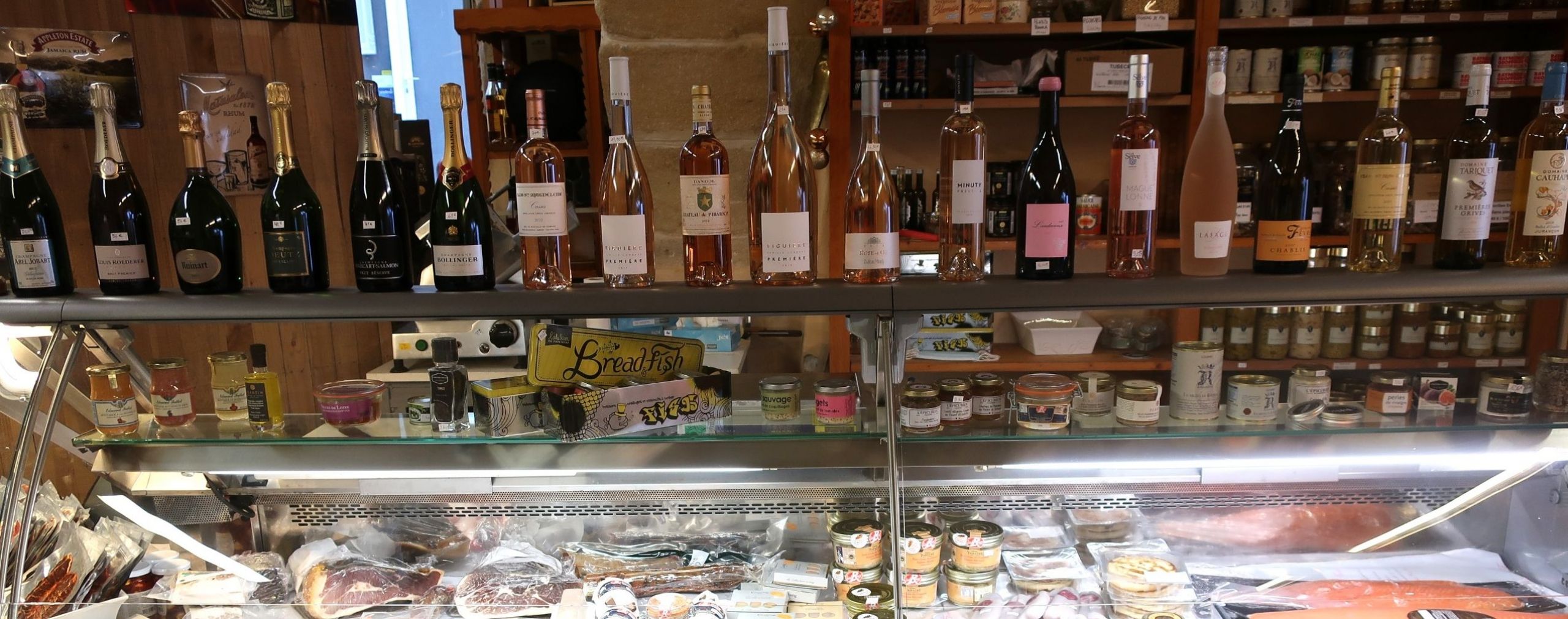 La Table Gourmande épicerie fine cave à vins à Aubenas en Ardèche
